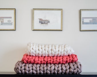 Chunky knits from 100% giant merino wool by WoolArtDesign on Etsy