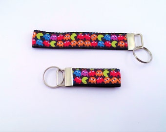 Pacman keychain | Etsy