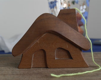 String holder | Etsy