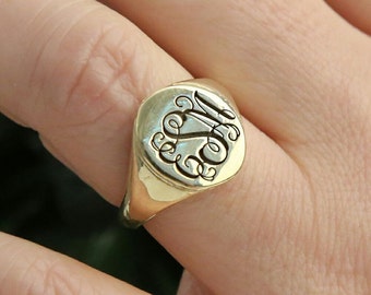 Engraved gold ring | Etsy