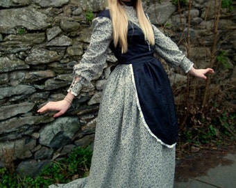 Victorian pinafore | Etsy