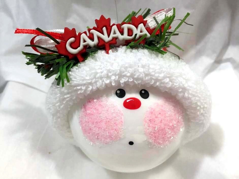 Canada Christmas Ornaments Balls Souvenir Red Maple Leaves