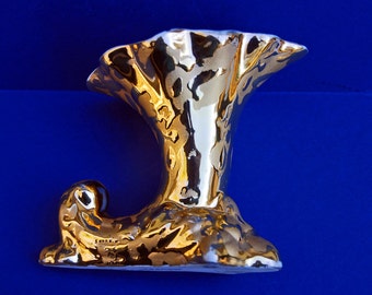 Cornucopia vase | Etsy