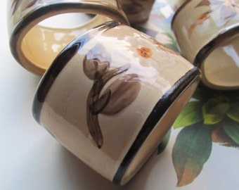 Pottery napkin rings | Etsy
