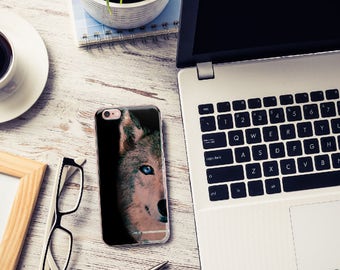 Wolf phone case | Etsy
