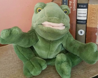 Frog hand puppet | Etsy