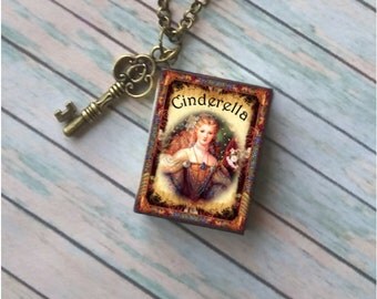 Cinderella key chain | Etsy