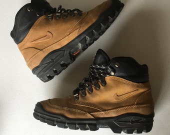 Nike hiking boots | Etsy
