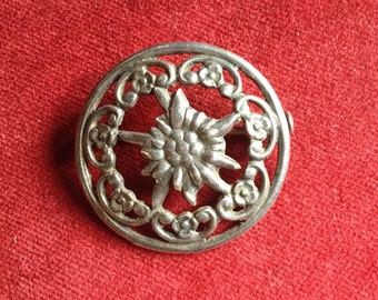 Edelweiss brooch | Etsy