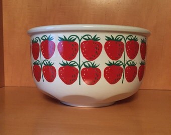 Pyrex strawberry | Etsy