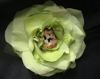 Rotten Roses' Creep Boutique by RottenRoseFX on Etsy