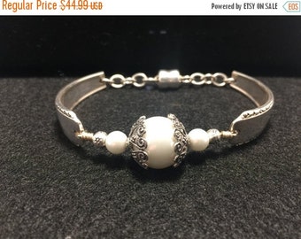 Pearl spoon bracelet | Etsy