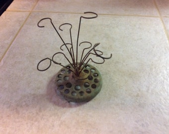 Vintage flower frog | Etsy