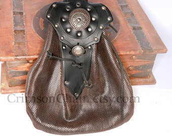 Crimson Chain Leatherworks by CrimsonChain on Etsy