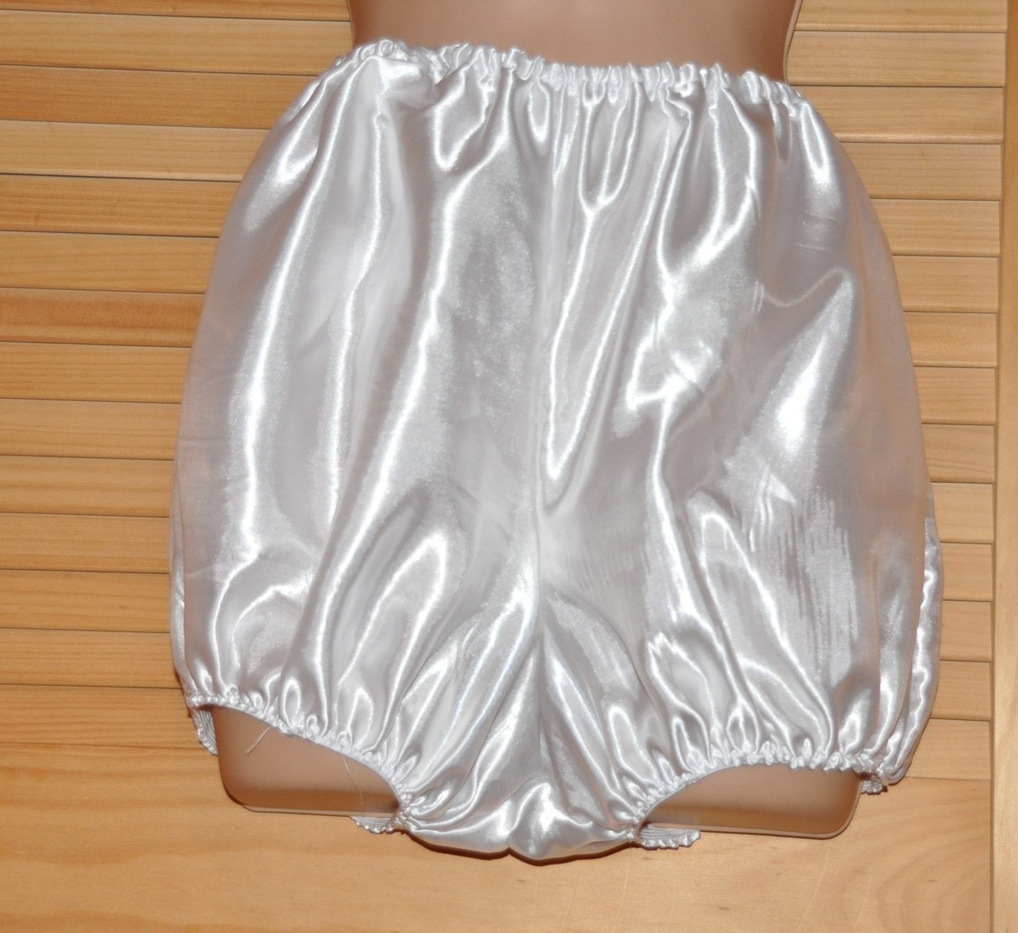 Lovely virgin white satin bloomers 38 Sissy Lingerie