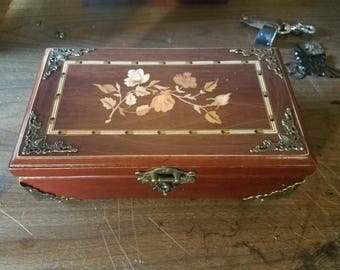 Wind up music box | Etsy