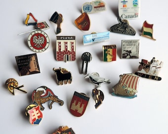 Vintage souvenir | Etsy