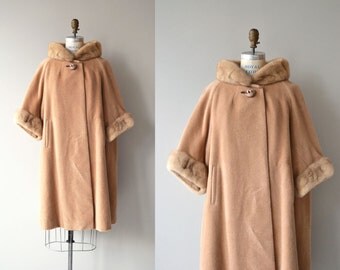 Ianthine coat / vintage 40s wool princess coat / by DearGolden