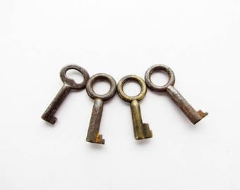 Steamer trunk keys | Etsy