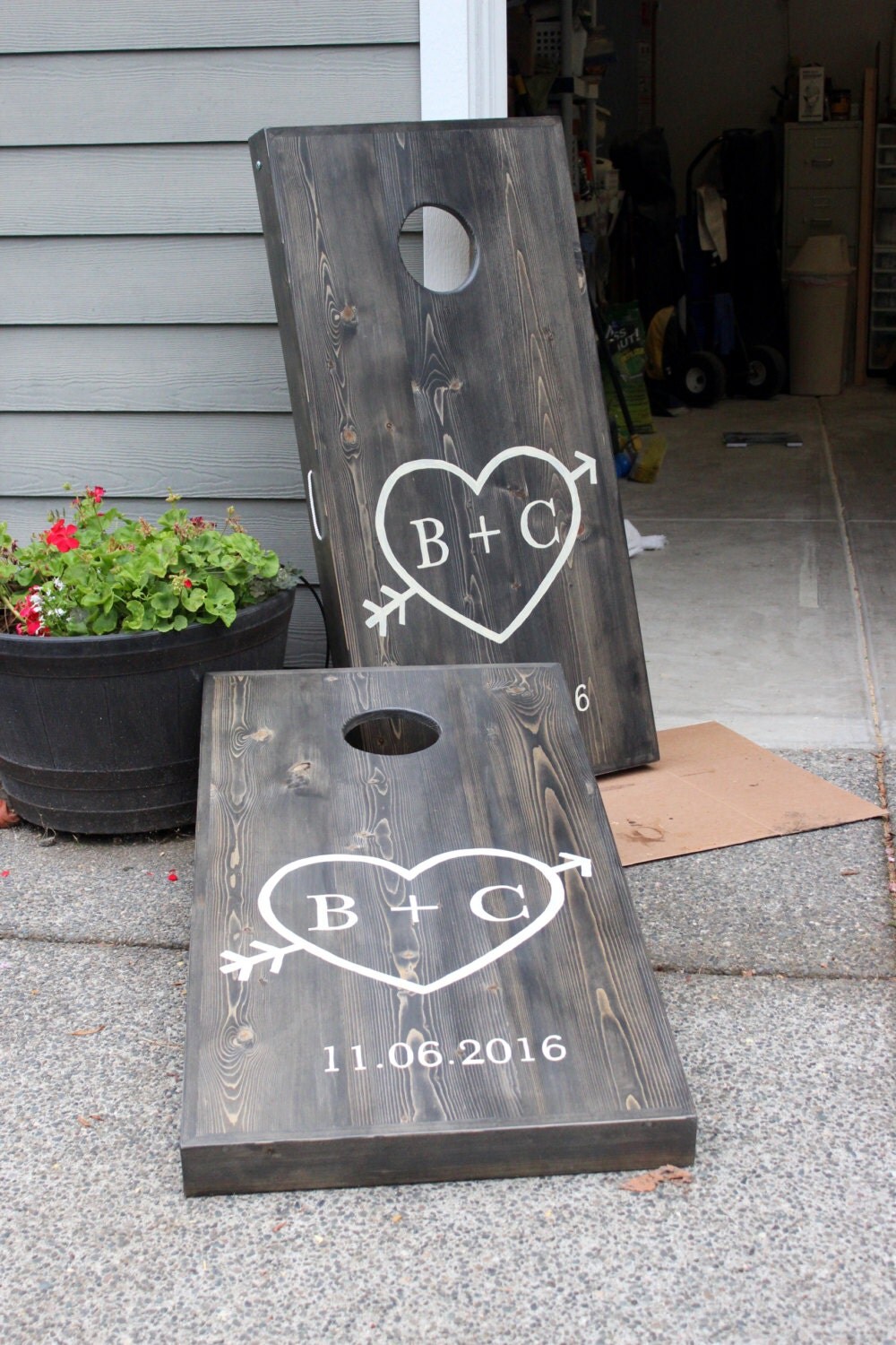 Deluxe Custom Made Cornhole Boards