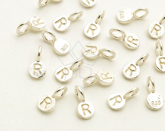 Letter r necklace | Etsy