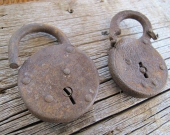 Rusty antique | Etsy