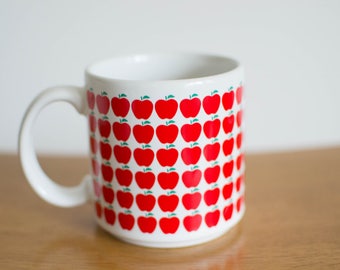 Apple mug | Etsy