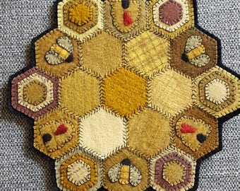 Hexagon table runner | Etsy