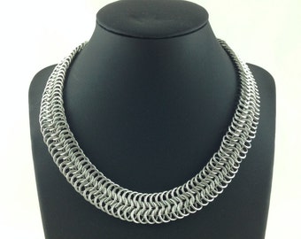 Rosette Chainmail Necklace