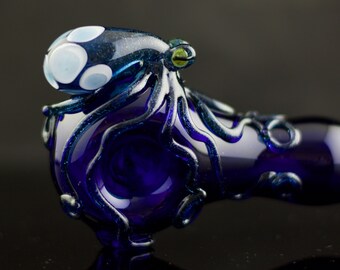 Facehugger Alien Glass Pipe Spoon Hand Blown by andromedaglass