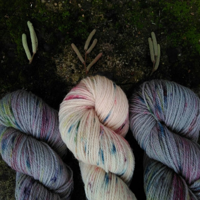 Organic wool from germany hand-dyed with by HeyMamaWolfYarns