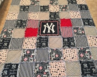Baseball rag quilt | Etsy