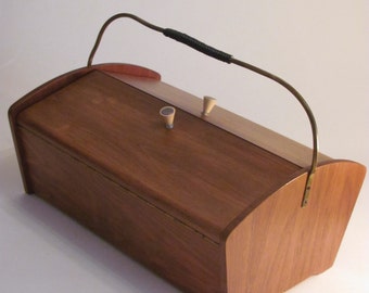 Vintage sewing box | Etsy