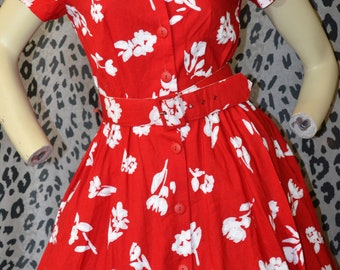 Stepford wives | Etsy