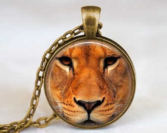 Lioness necklace | Etsy