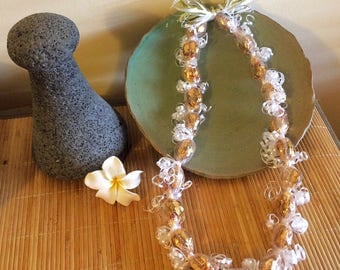 Items similar to Edible School Graduation Candy Lei with Money on Etsy