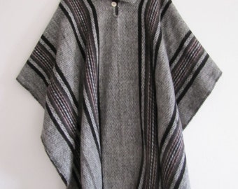 Ecuadorian poncho | Etsy