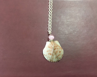 Sunrise shell necklace | Etsy