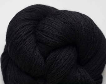 Black wool yarn | Etsy