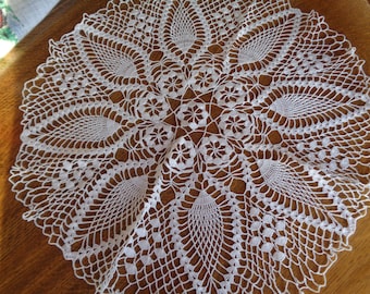Medallion doily | Etsy