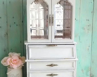 White distressed box | Etsy