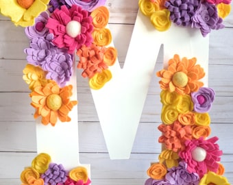 Felt wall flower | Etsy