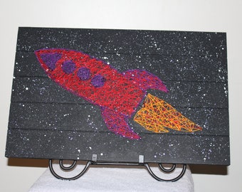 String Art Pattern Rocketship 10 x 4.5