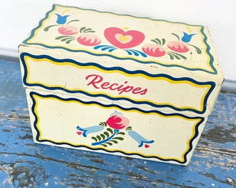 Vintage recipe box | Etsy