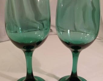 Green water goblets | Etsy