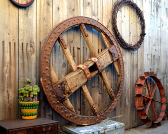 Iron wagon wheel | Etsy