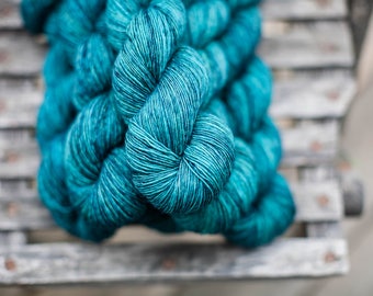 Lakes Yarn and Fiber by lakesyarnandfiber on Etsy