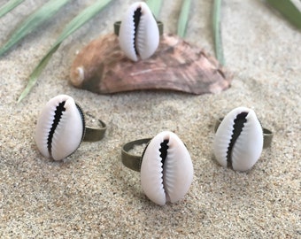 Cowrie shell ring | Etsy