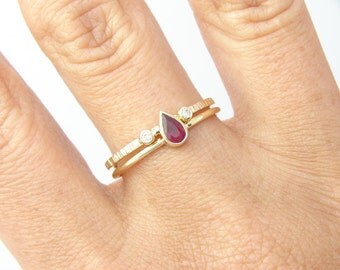 Red stone ring | Etsy