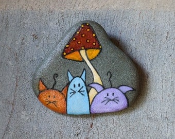 Painted rock cat | Etsy